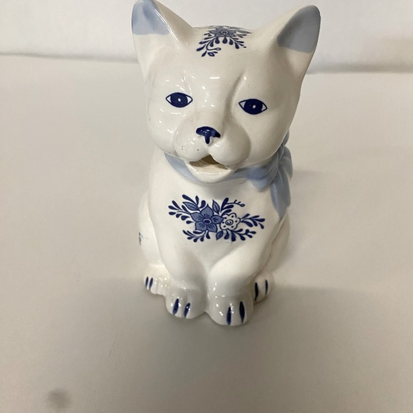 Accents | Vintage Ceramic Delft Cat Pitcher Hand Painted | Poshmark